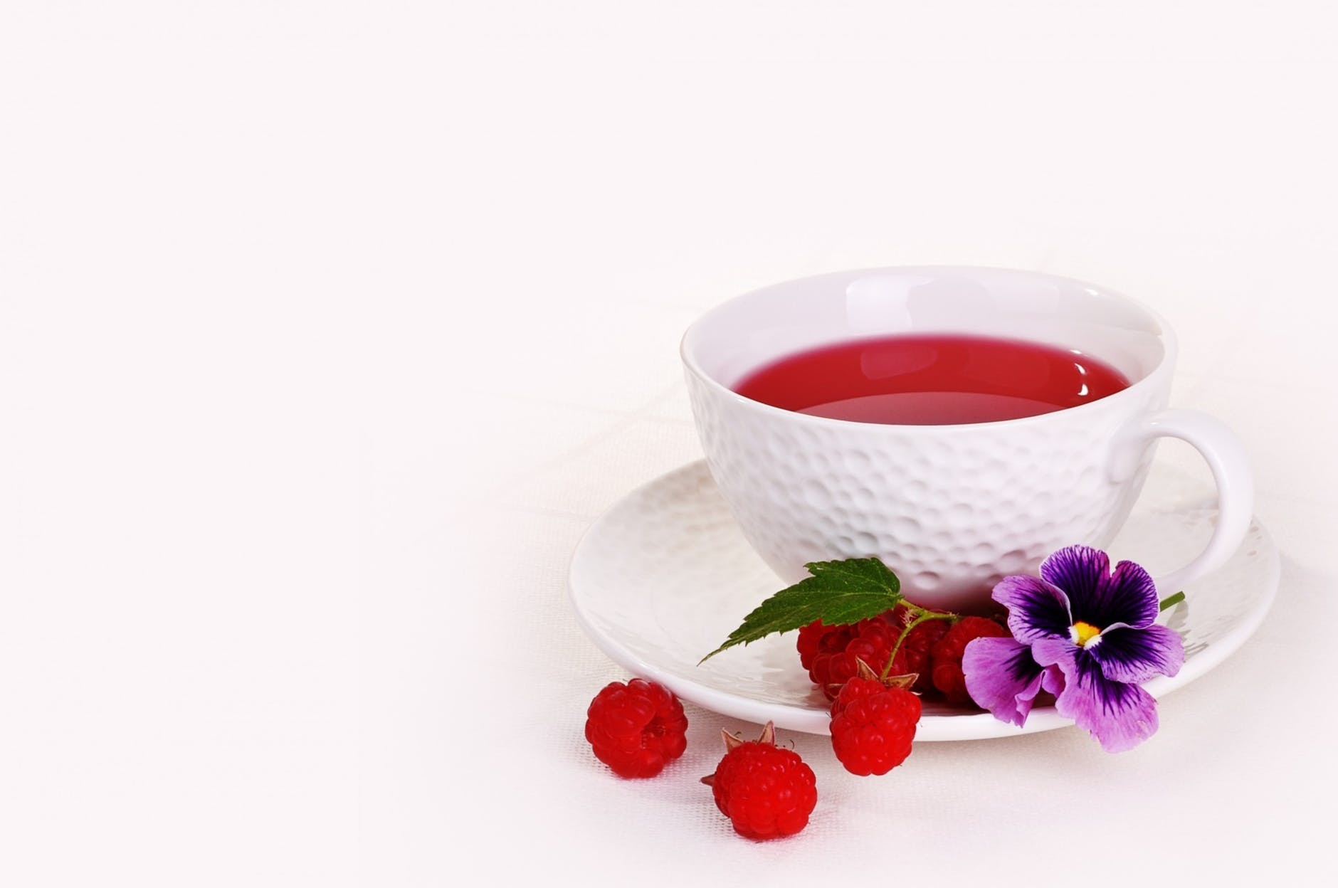 Red Tea Health Benefits Revealed - Clarity, Focus, Success